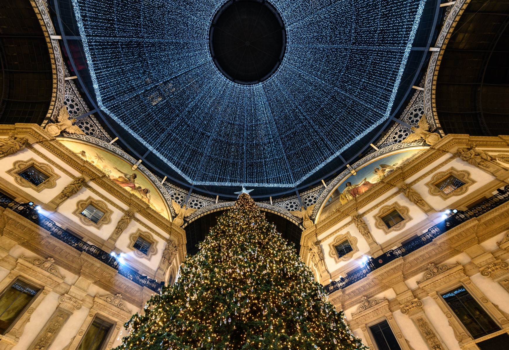 The Company will be closed the 7th and the 8th of December 2021 ...